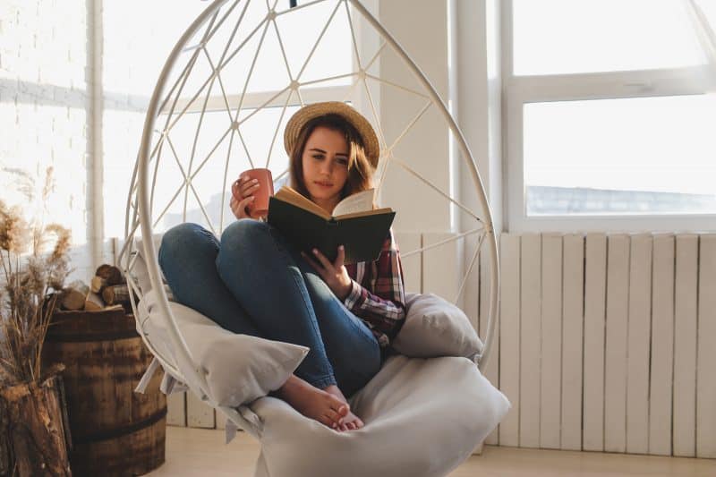 11 Cozy Reading Spots that Readers Will Love – Book Cave